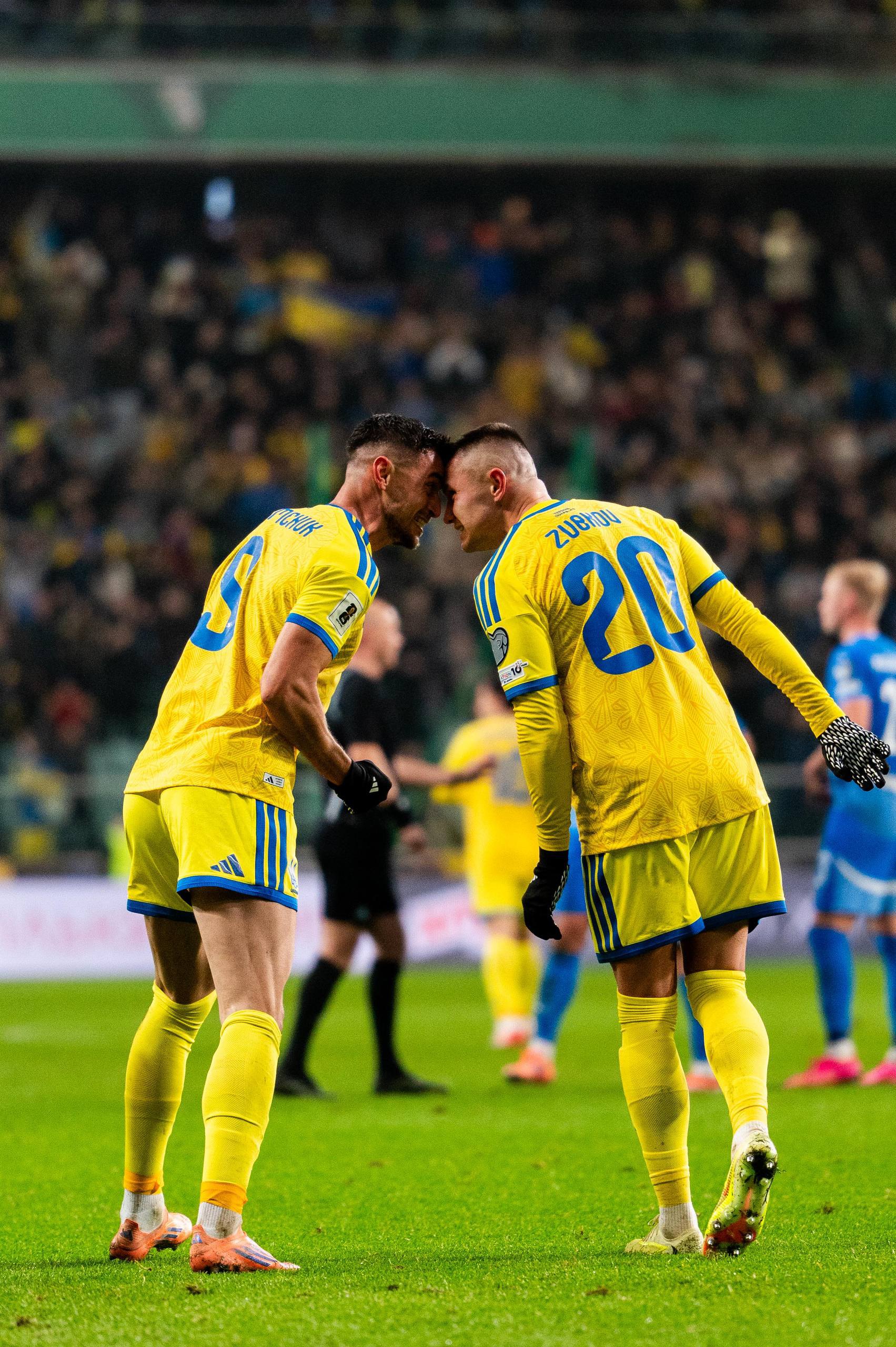 Збірна України перемогла Ісландію і вийшла у плей-оф кваліфікації до ЧС-2026 - портал новин LB.ua